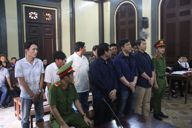 Điều tra triệt để 80 CSGT, Thanh tra trong đường dây logo ‘xe vua’