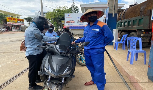 Giá xăng dầu hôm nay ngày 26/10/2023: Theo đà đi xuống